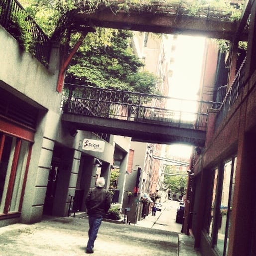 [Photo-essay] Seattle Alleys | Blogs | Archinect