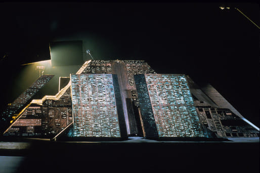 Photo archive of "Blade Runner" model shop shows remarkably convincing ...