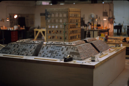 Photo archive of "Blade Runner" model shop shows remarkably convincing ...