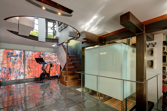 Want to live in Thom Mayne's iconic Sixth Street House? | News | Archinect