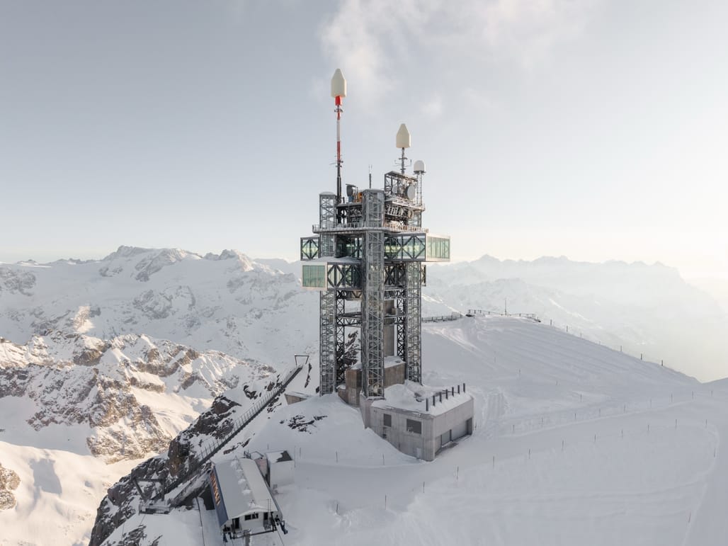 Herzog & de Meuron to transform 1980s Swiss army antenna tower into ...