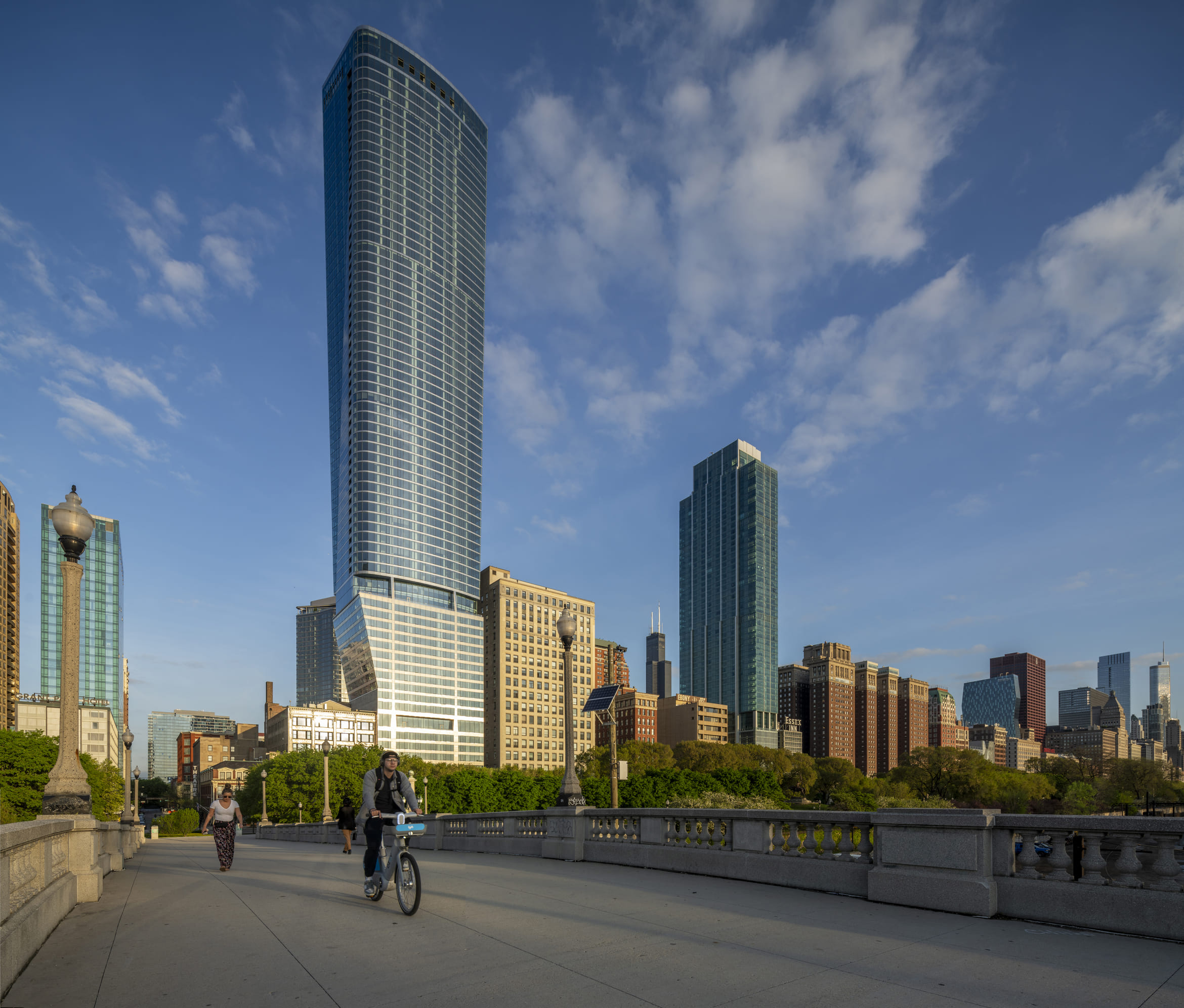 One of Helmut Jahn's final designs distinguishes itself on the Chicago ...