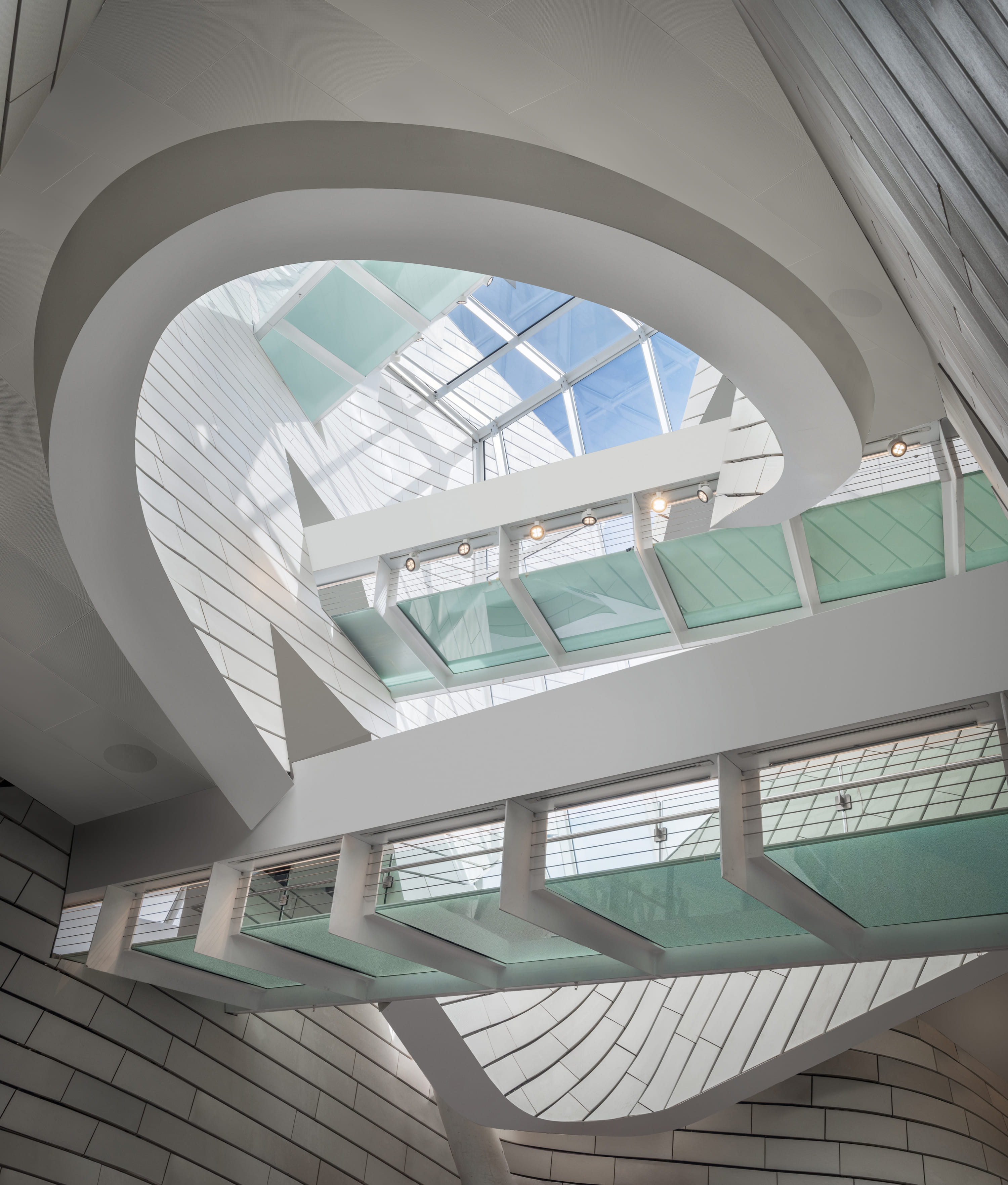 First photos of Morphosis' soon-to-open Orange County Museum of Art ...