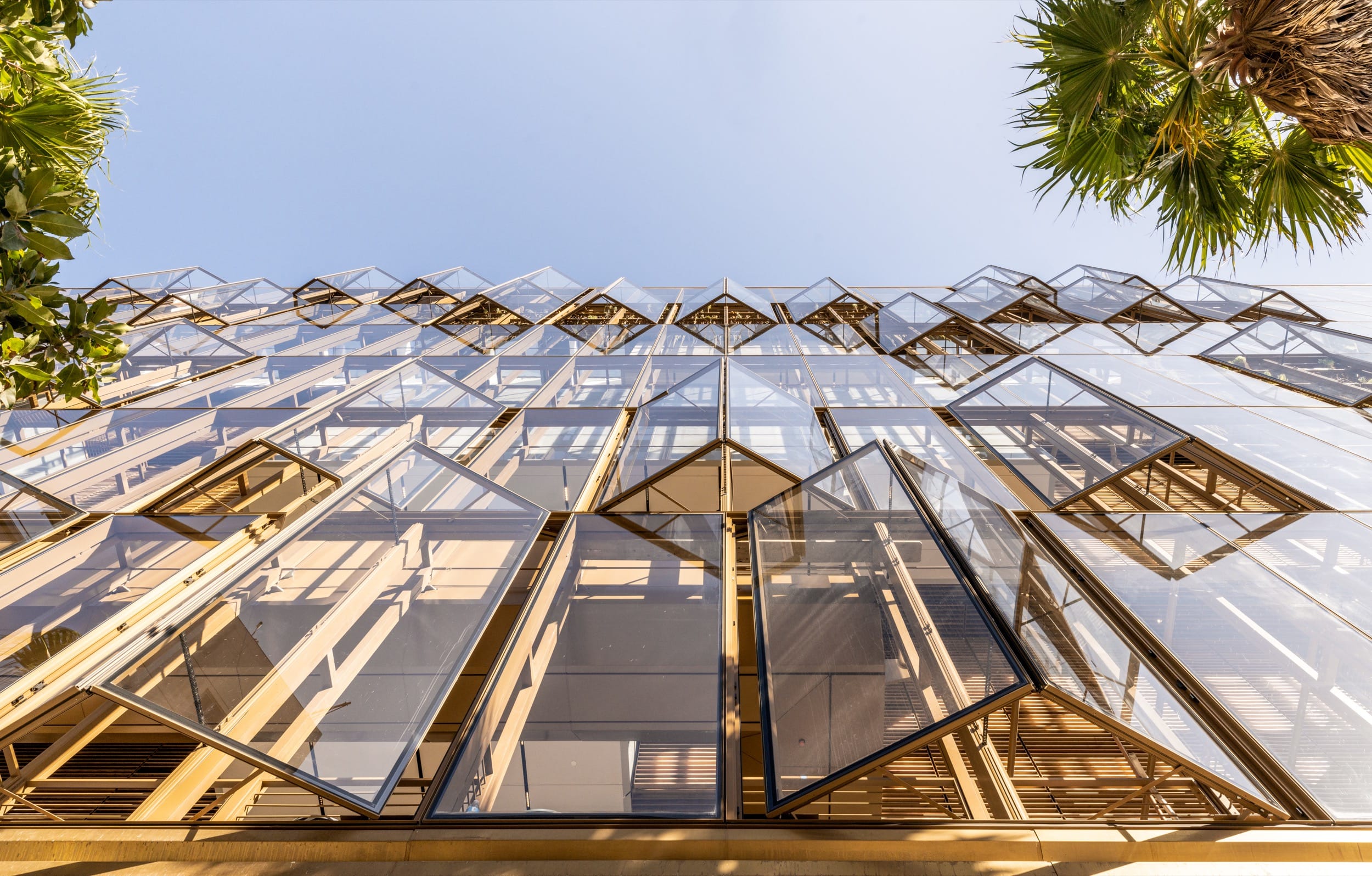 SHoP’s Uber headquarters 'breathes' with smart accordion-style windows ...