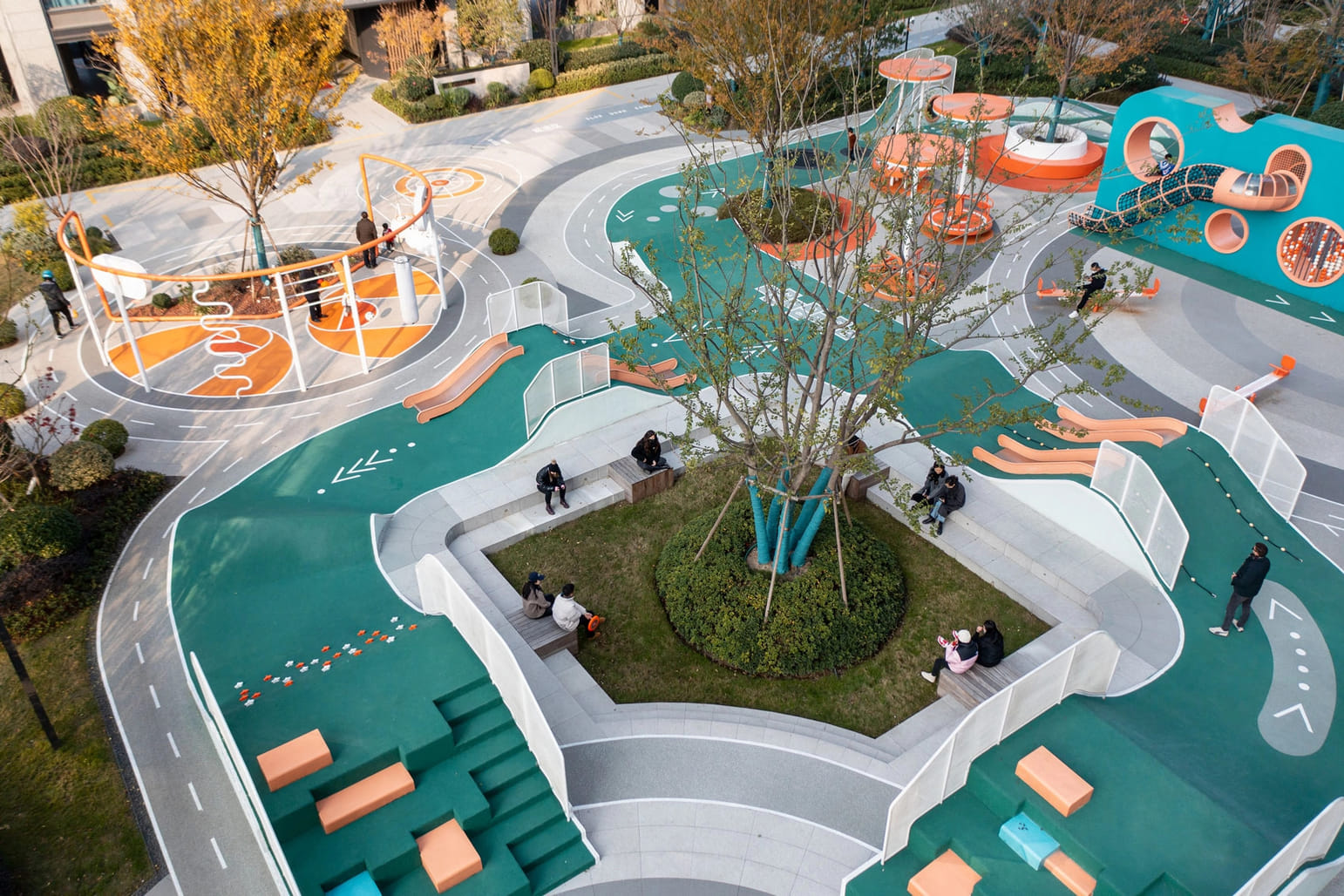 This city playground is designed in the shape of the Chinese character ...
