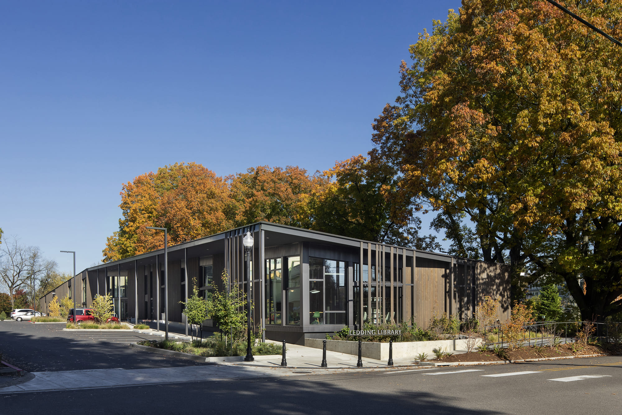 Ledding Library | Hacker Architects | Archinect