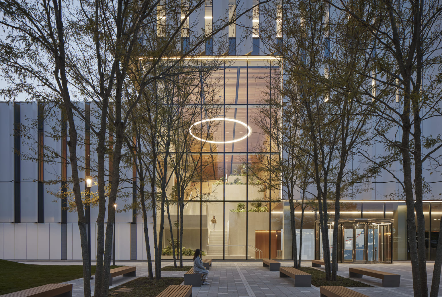 SOM shares photos of new Volpe National Transportation Systems Center ...