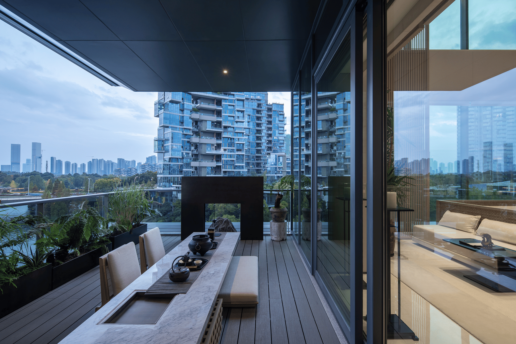 Chengdu Luxelakes Blackstone Island: Vertical Five-Unit Villas | line+ ...