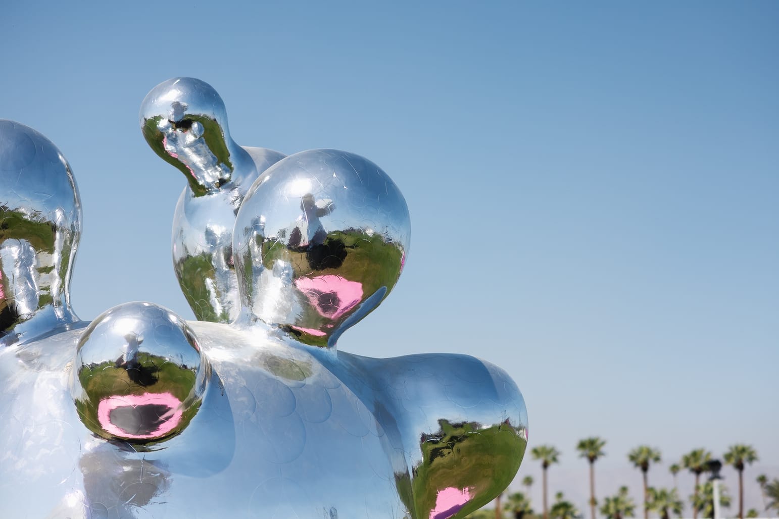 Coachella debuts 2023 art installations as festival opens to the public ...