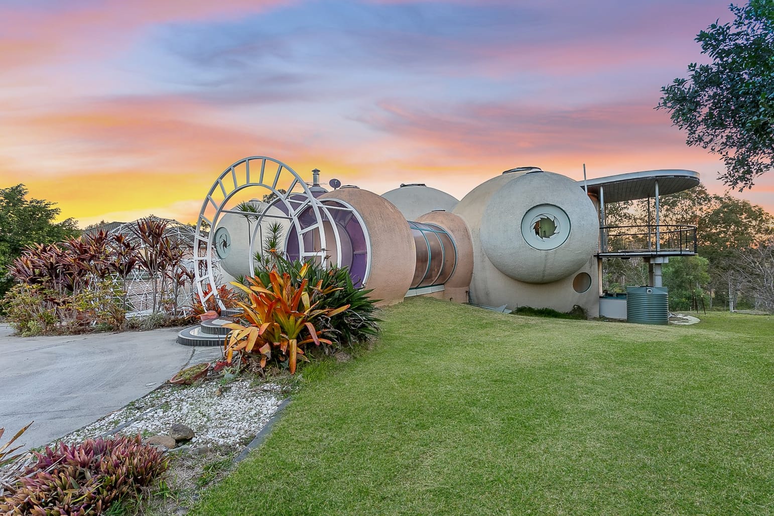 Architect-built concrete bubble house in Australia is for sale | News ...