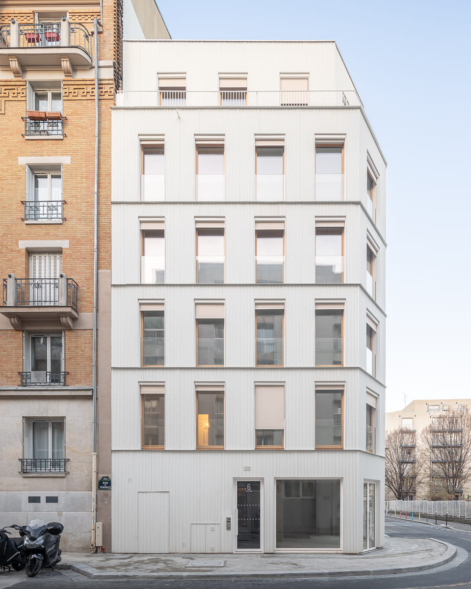 Wooden housing in the centre of Paris | mobile architectural office ...