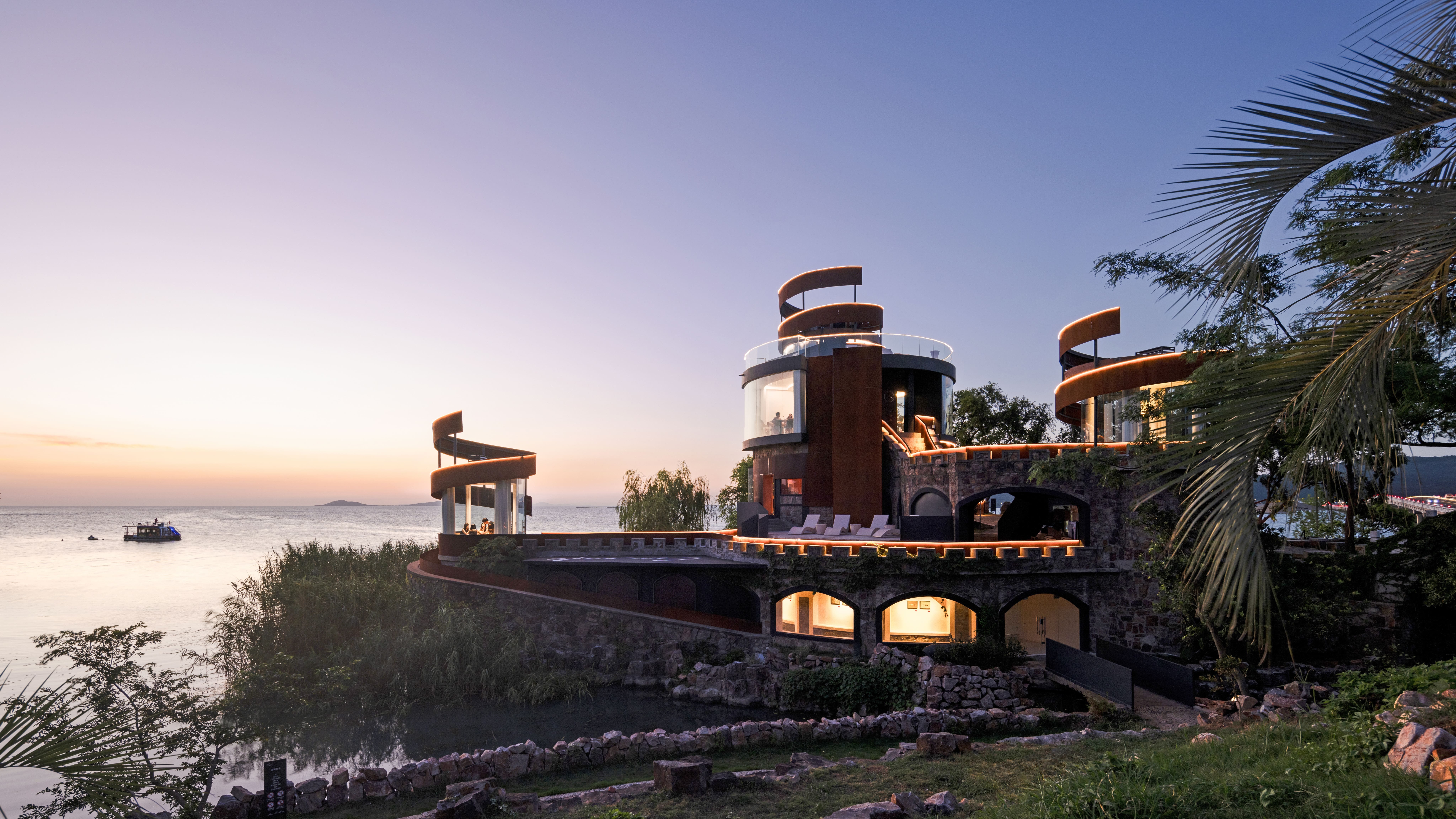 The renovation of Phoenix Terrace in the Taihu Resort Area | Parallect ...