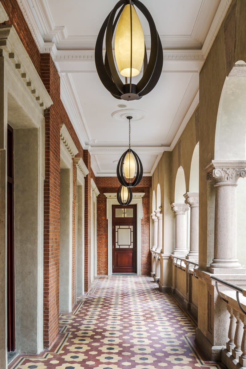 Cha House - A Classic Opulence | Seth Powers Photography | Archinect