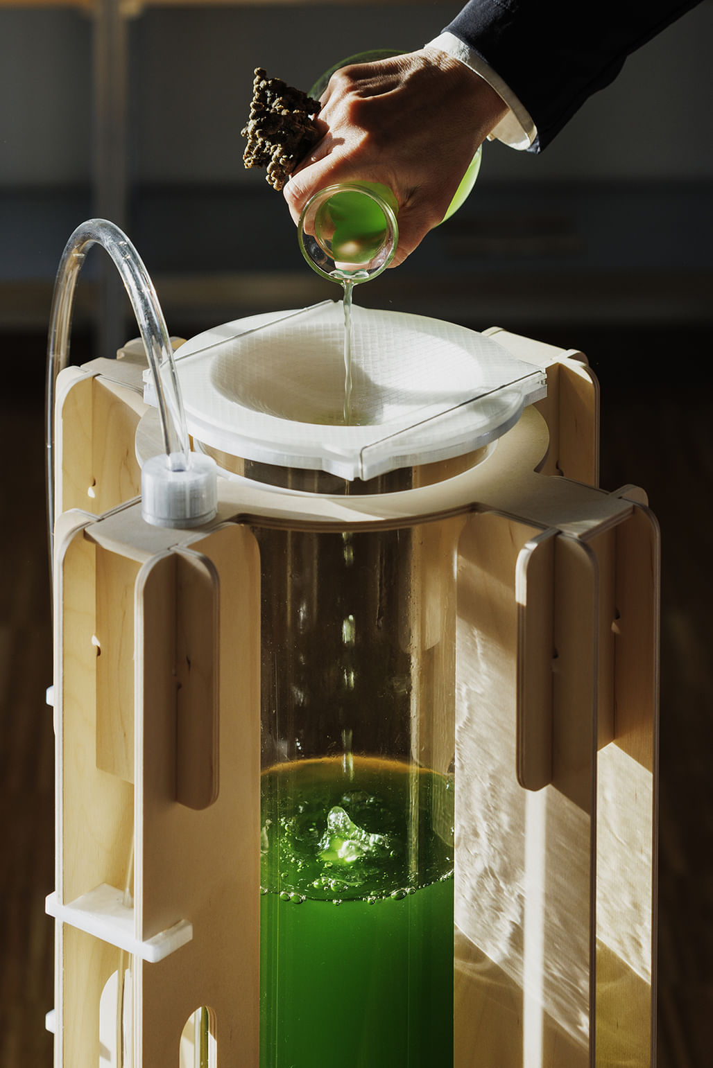 ecoLogicStudio’s collection of biophilic design products includes algae ...