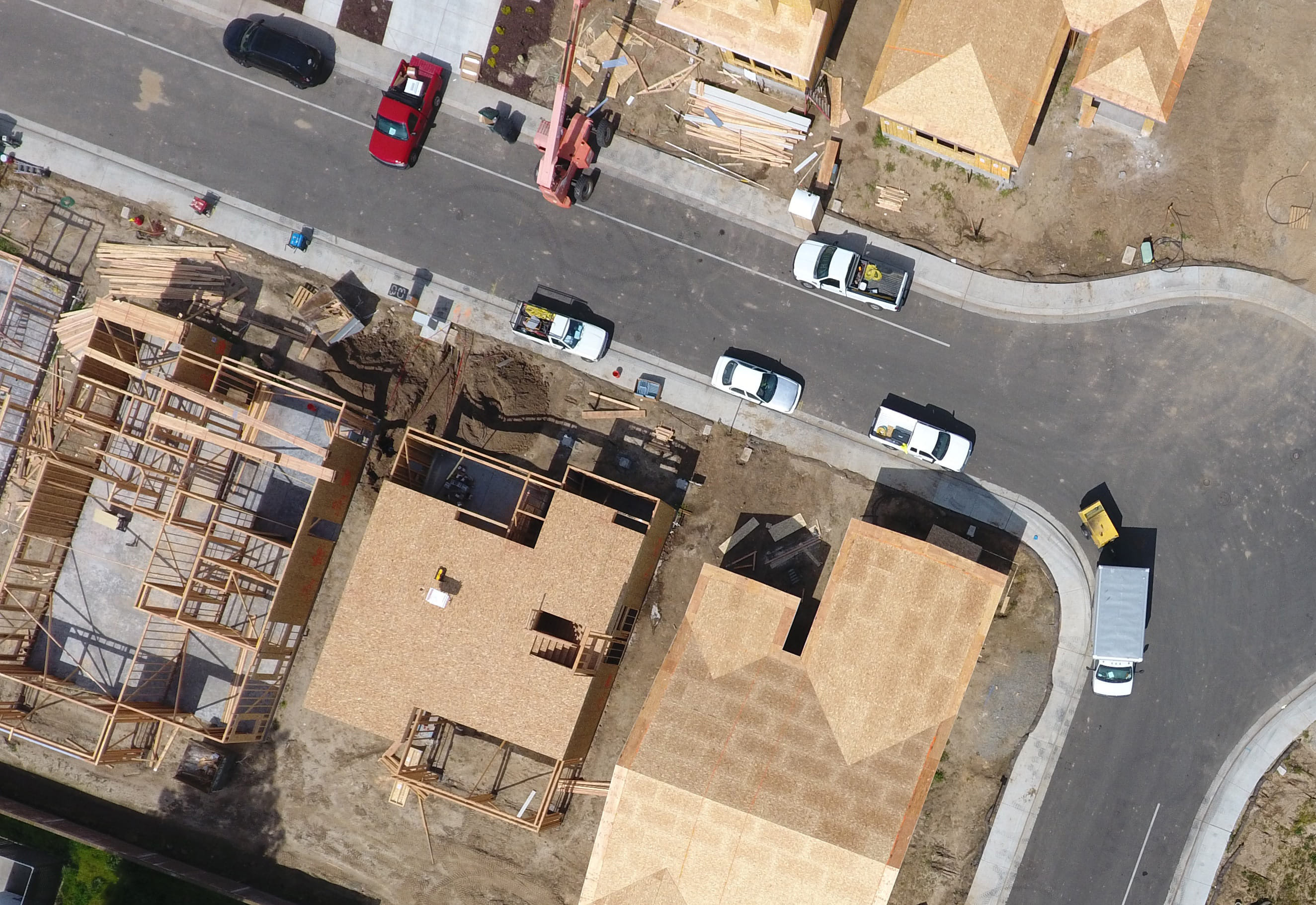A new Census Bureau/HUD report has construction starts rising again ...