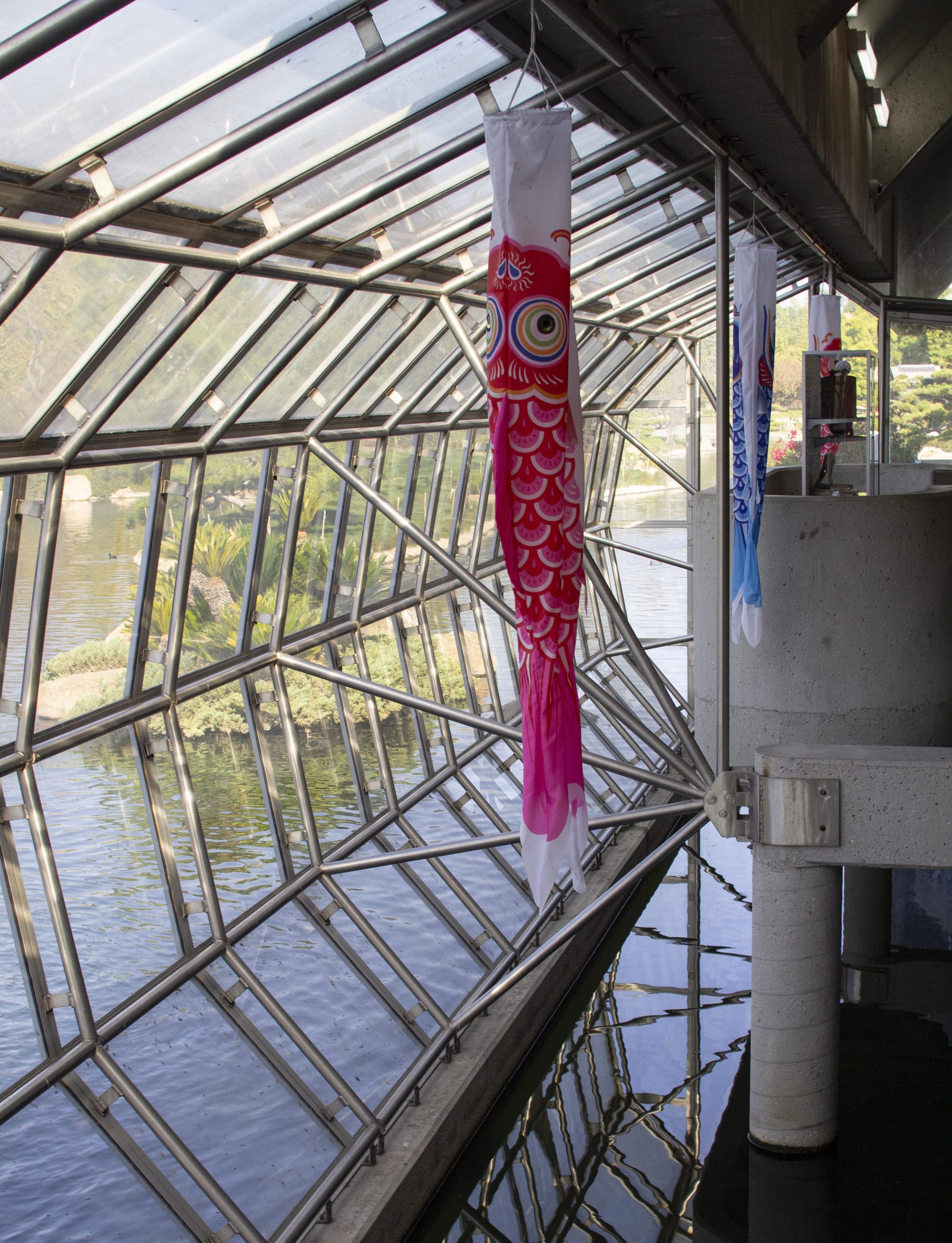 Spaceship or Water Recycling Plant? Inside Anthony Lumsden's Toilet ...