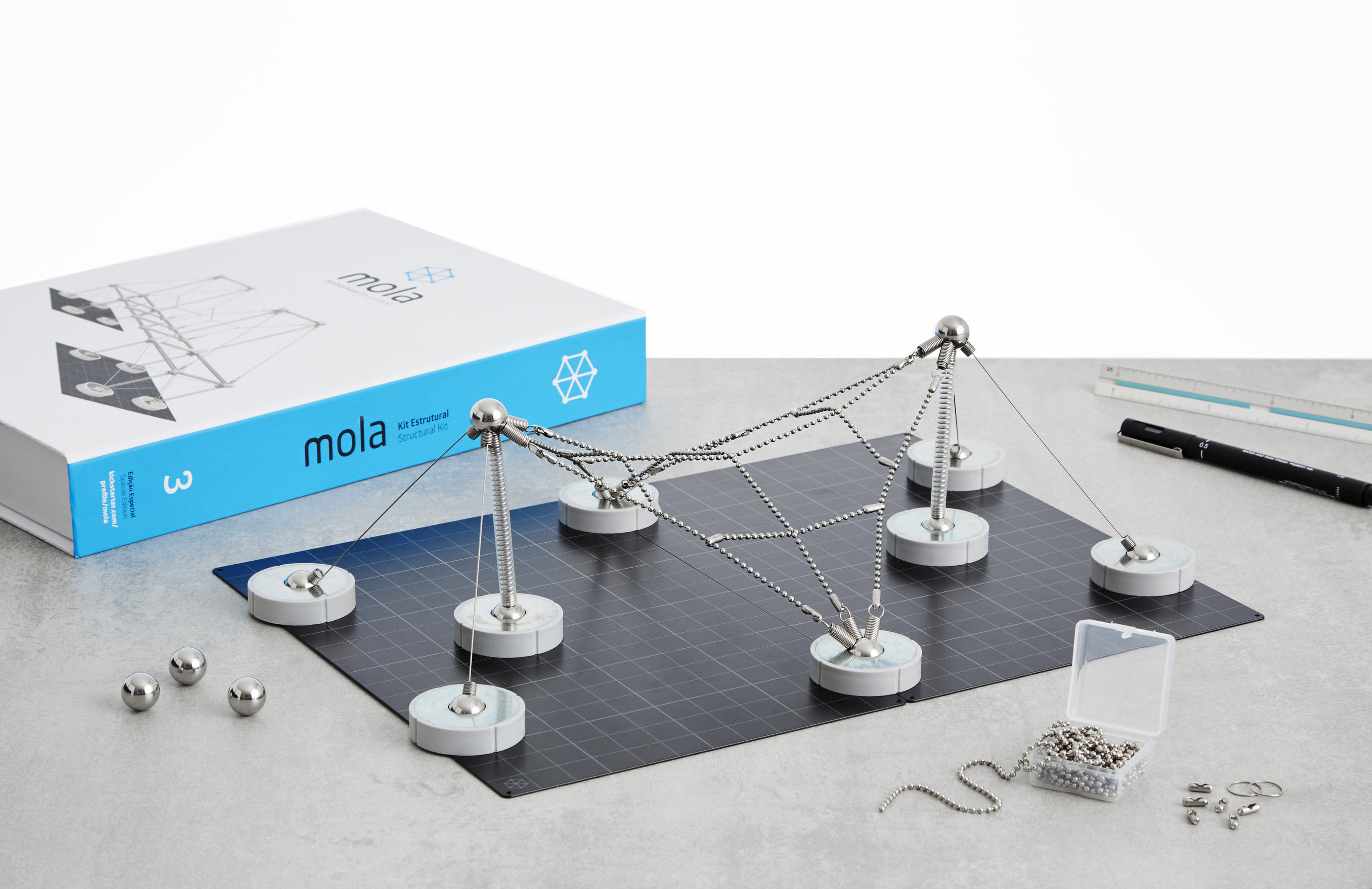 Brazilian architect Márcio Sequeira's latest Mola Structural Kit makes ...