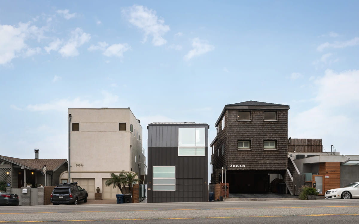 House Noir | Lorcan O'Herlihy Architects [LOHA] | Archinect