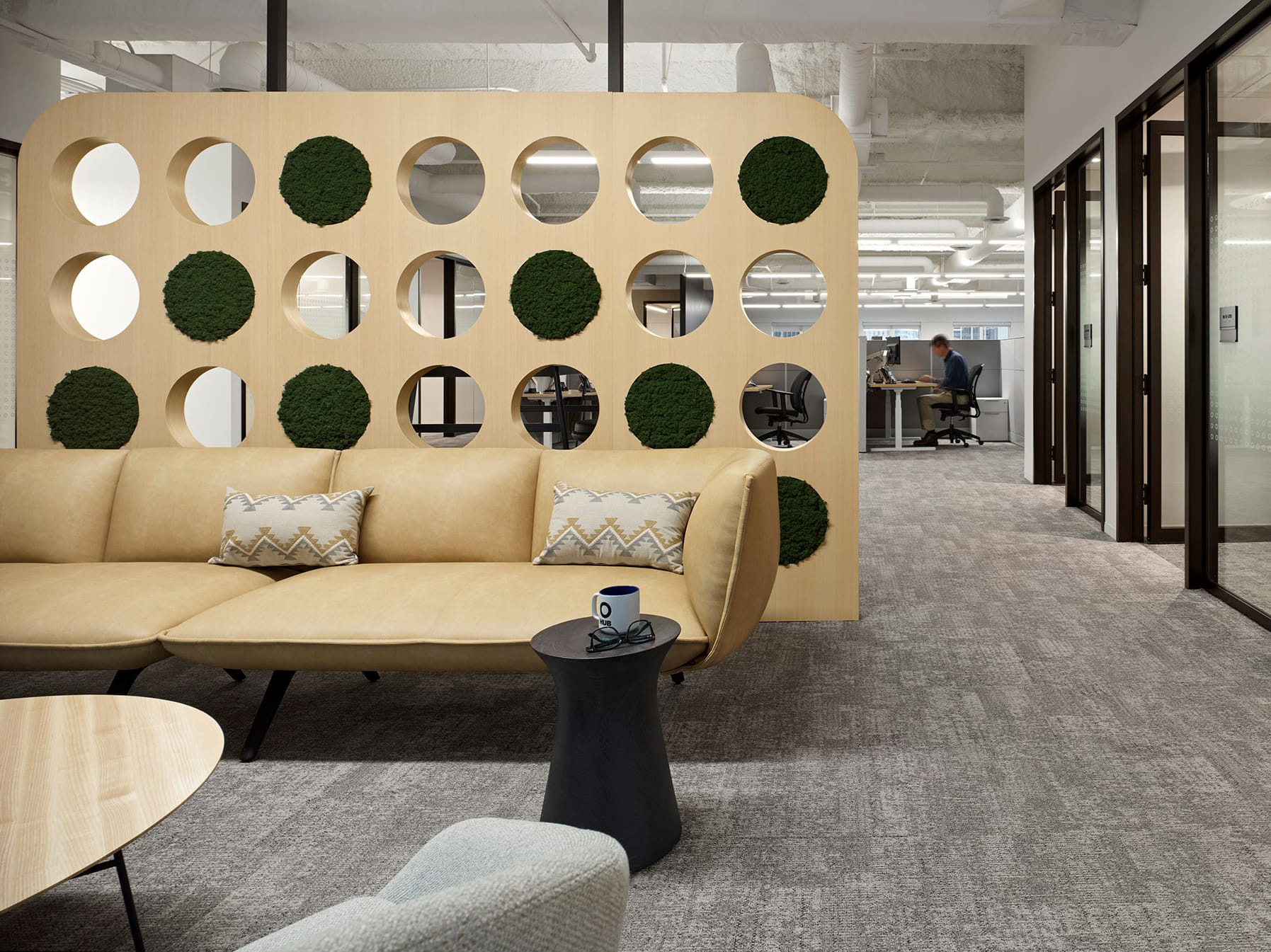 HUB International opens new Stantec-designed headquarters in Toronto ...