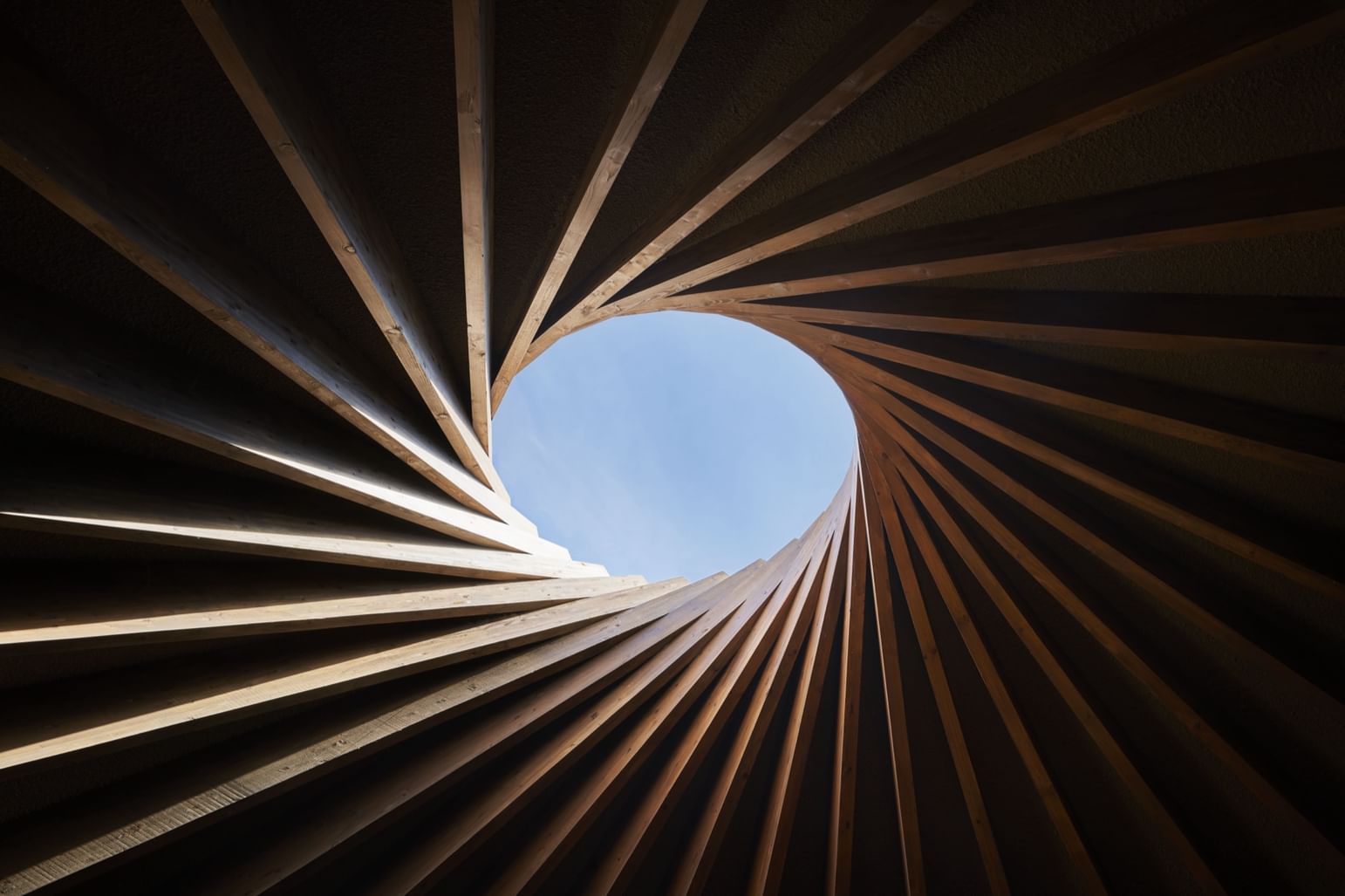 A submerged Japanese library by Hiroshi Nakamura & NAP as a ‘tranquil ...