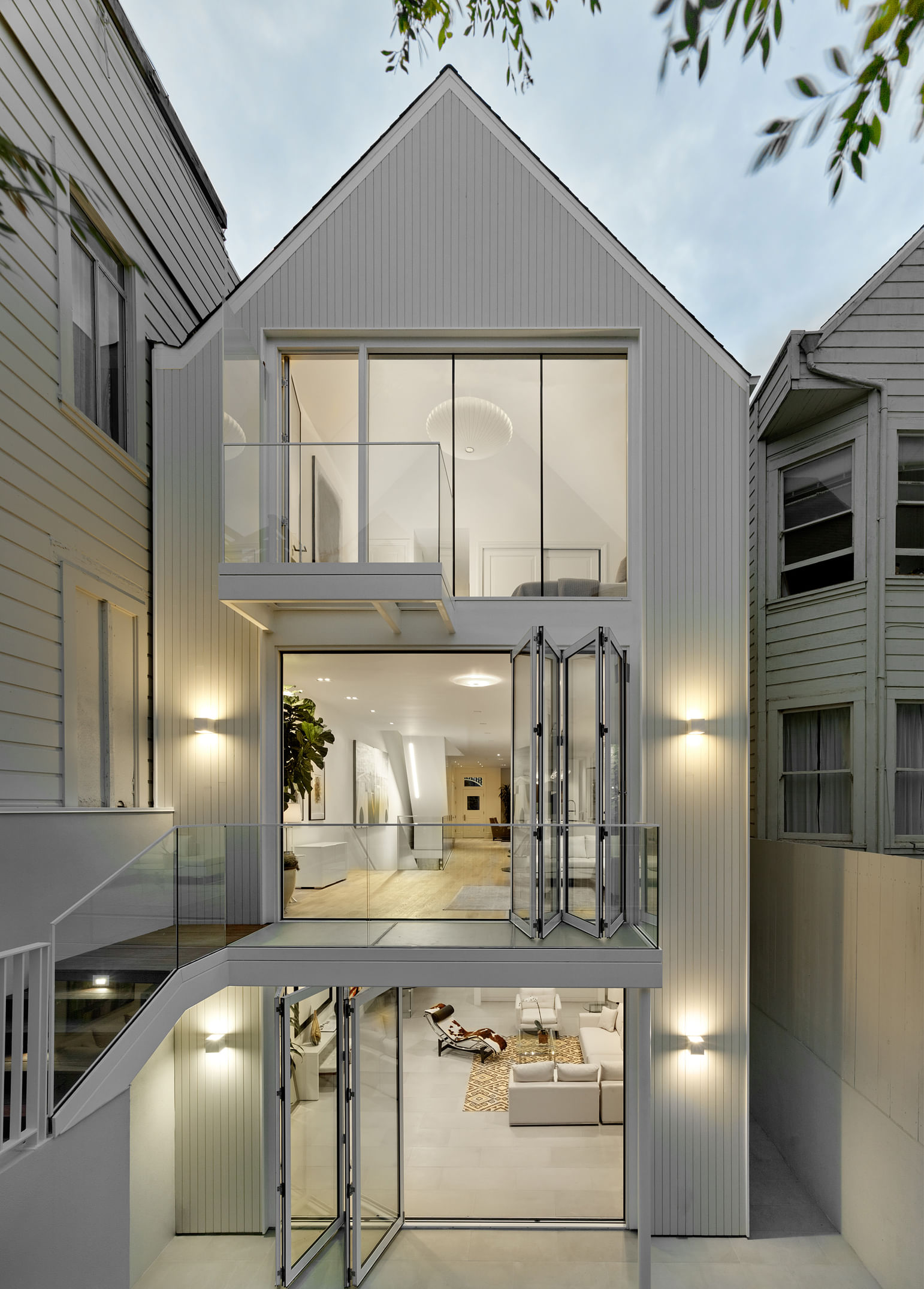 10 fresh examples of glass in architecture | News | Archinect