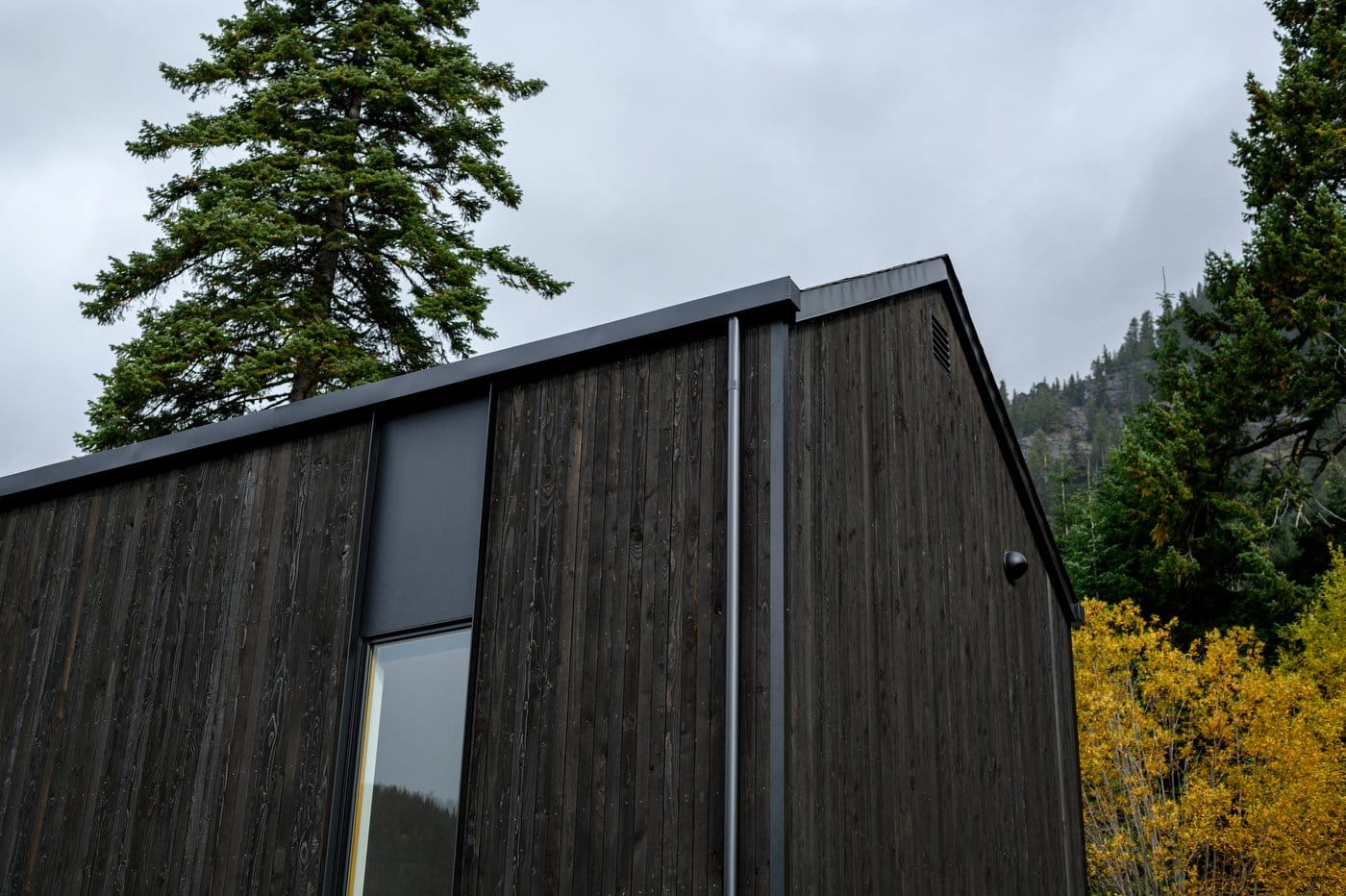 Split Cabin | Syndicate Smith | Archinect