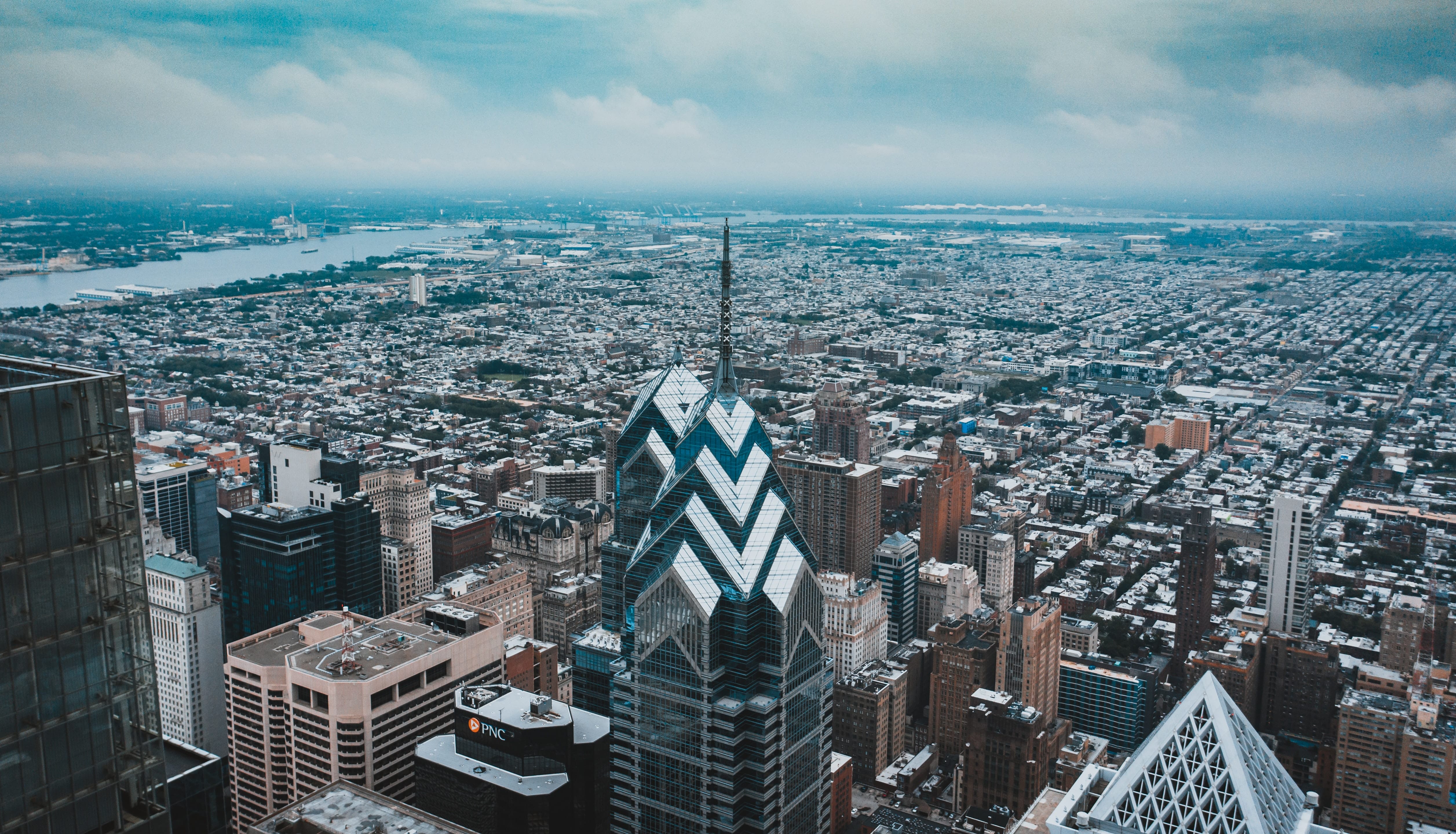 Inga Saffron on the dueling ideals of urban density | News | Archinect