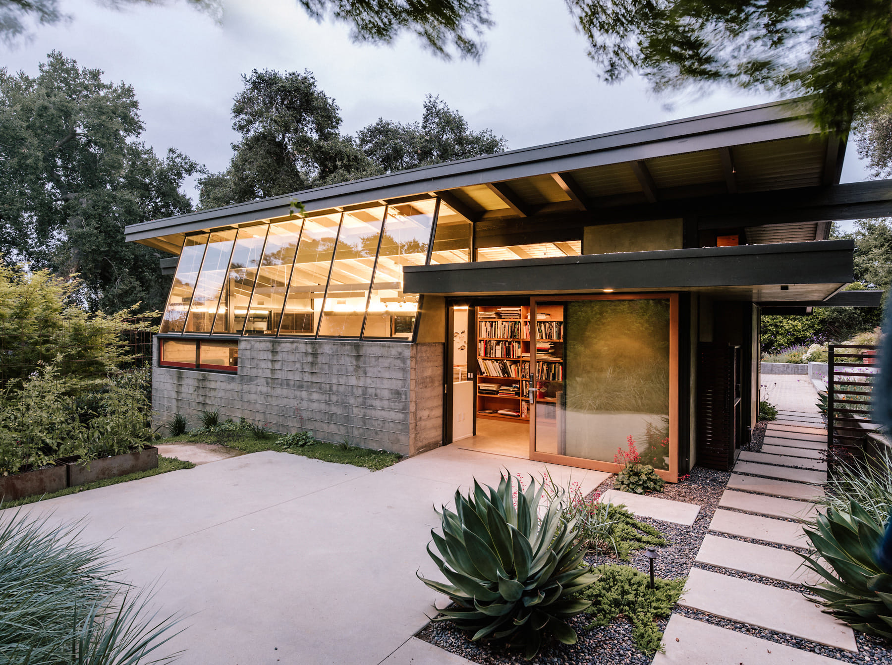 Featured architecture jobs and design internships at FUNG + BLATT ...