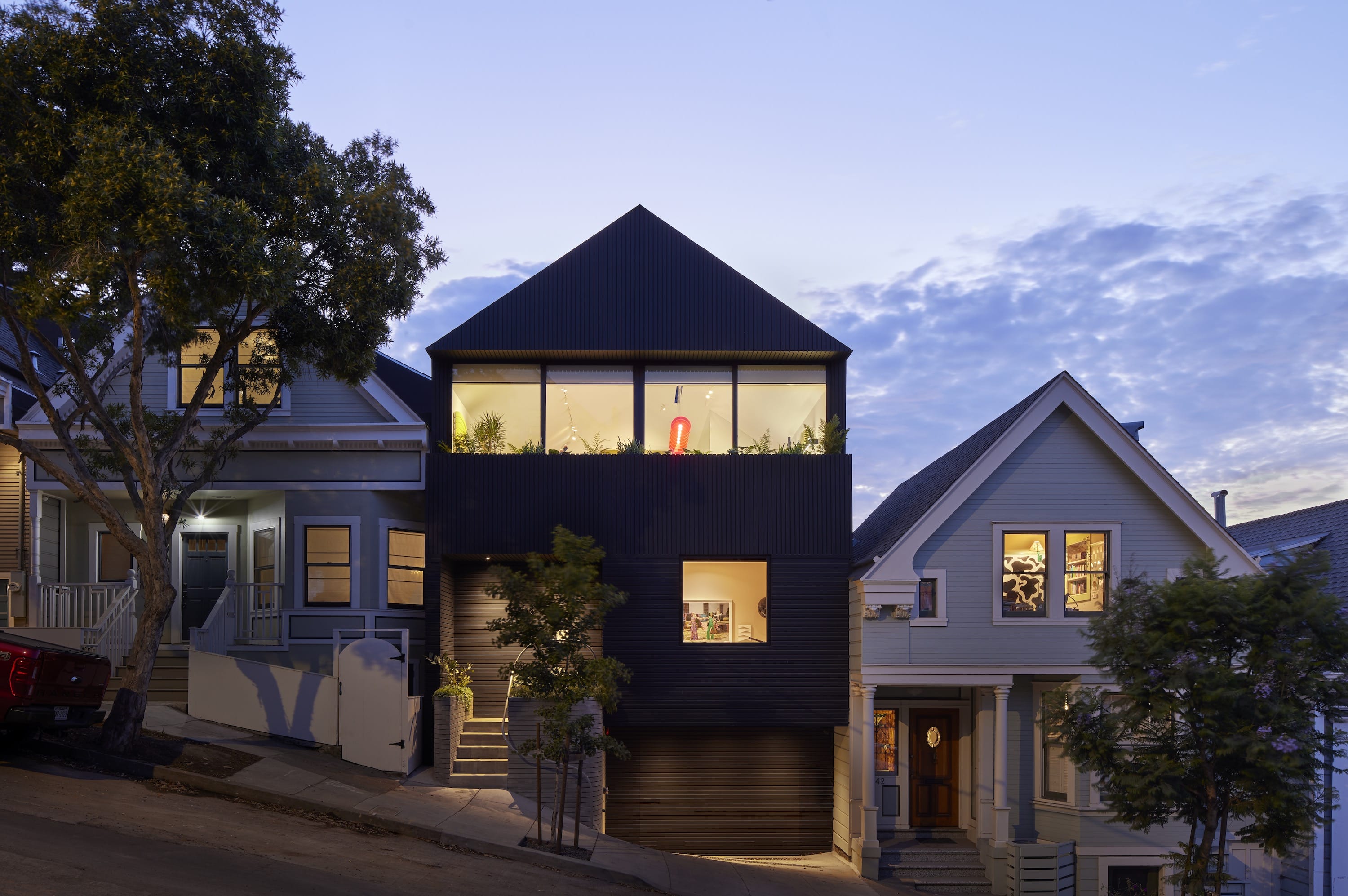 Mork-Ulnes Architects and Alison Damonte reimagine San Francisco home ...