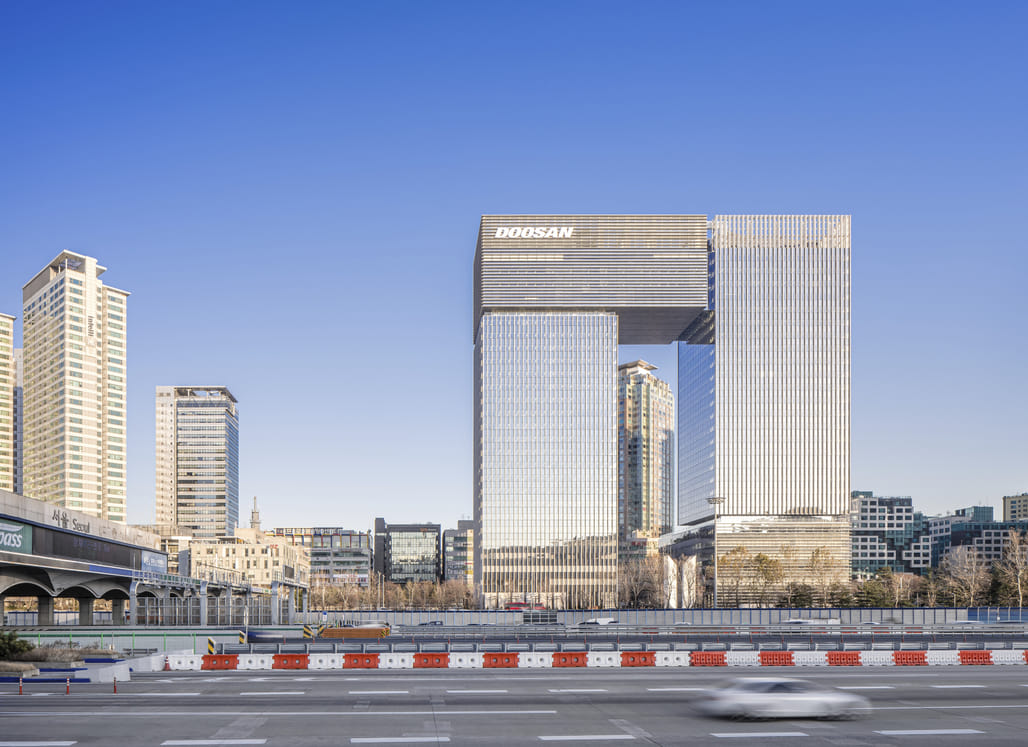 Kohn Pedersen Fox shares images of newly completed Bundang Doosan Tower ...