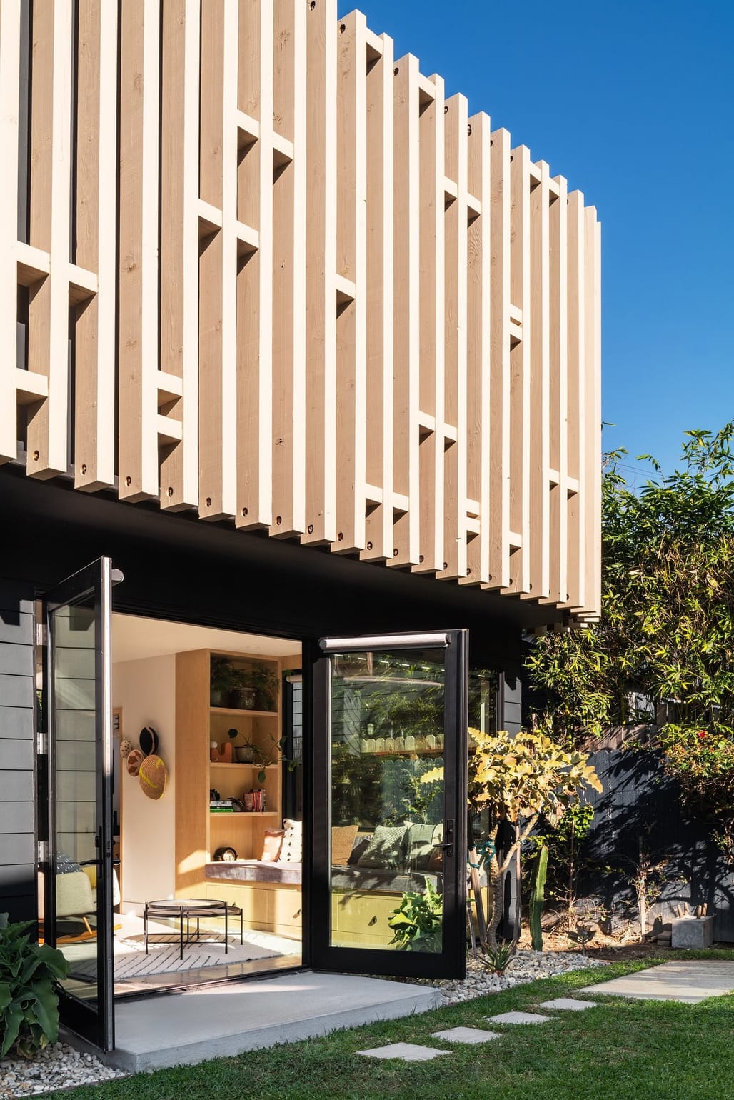 Featured jobs this week at GLUCK+, Nwankpa Design, nARCHITECTS, KGM Architectural Lighting, and ...