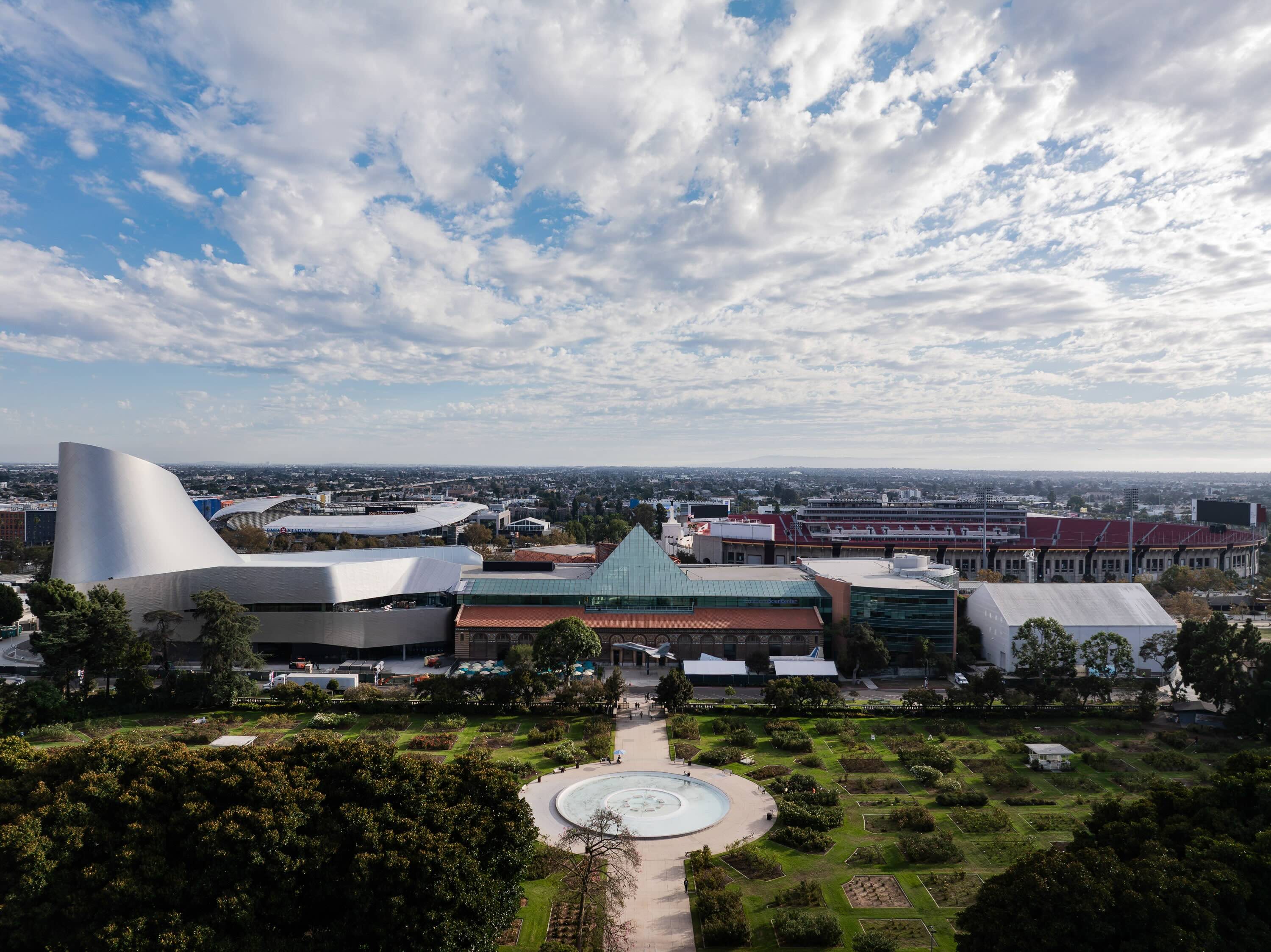 California Science Center completes Space Shuttle Endeavour's permanent ...