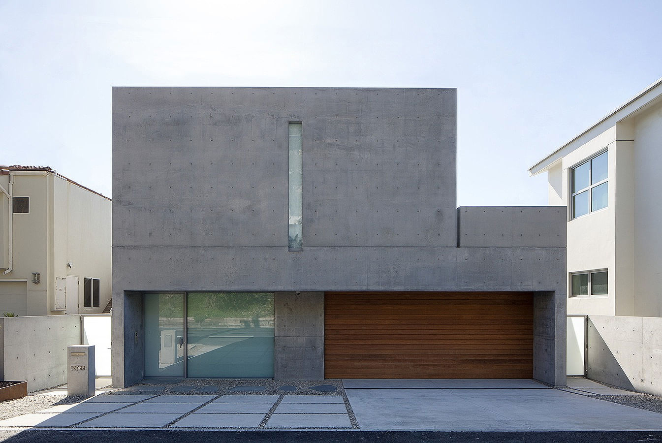 Kanye West's gutted Tadao Ando Malibu home relists for $34.9 million ...