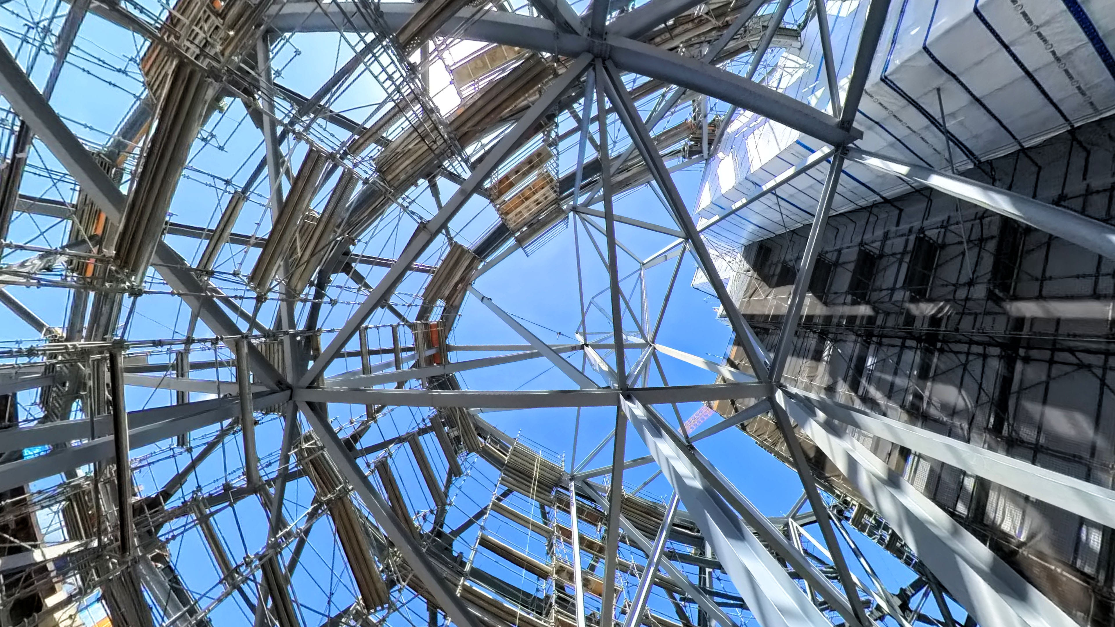 California Science Center's Samuel Oschin Air and Space Center ...