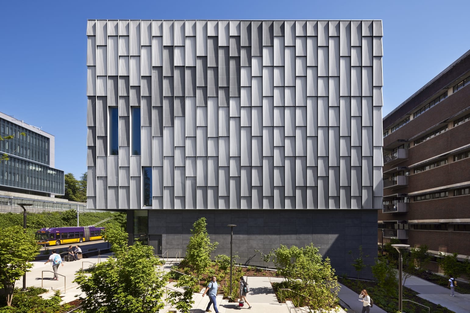 A ‘textural and reflective building skin’ wraps the University of ...