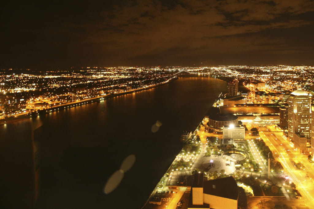65,000 new streetlights illuminate Detroit—here's why that's important ...