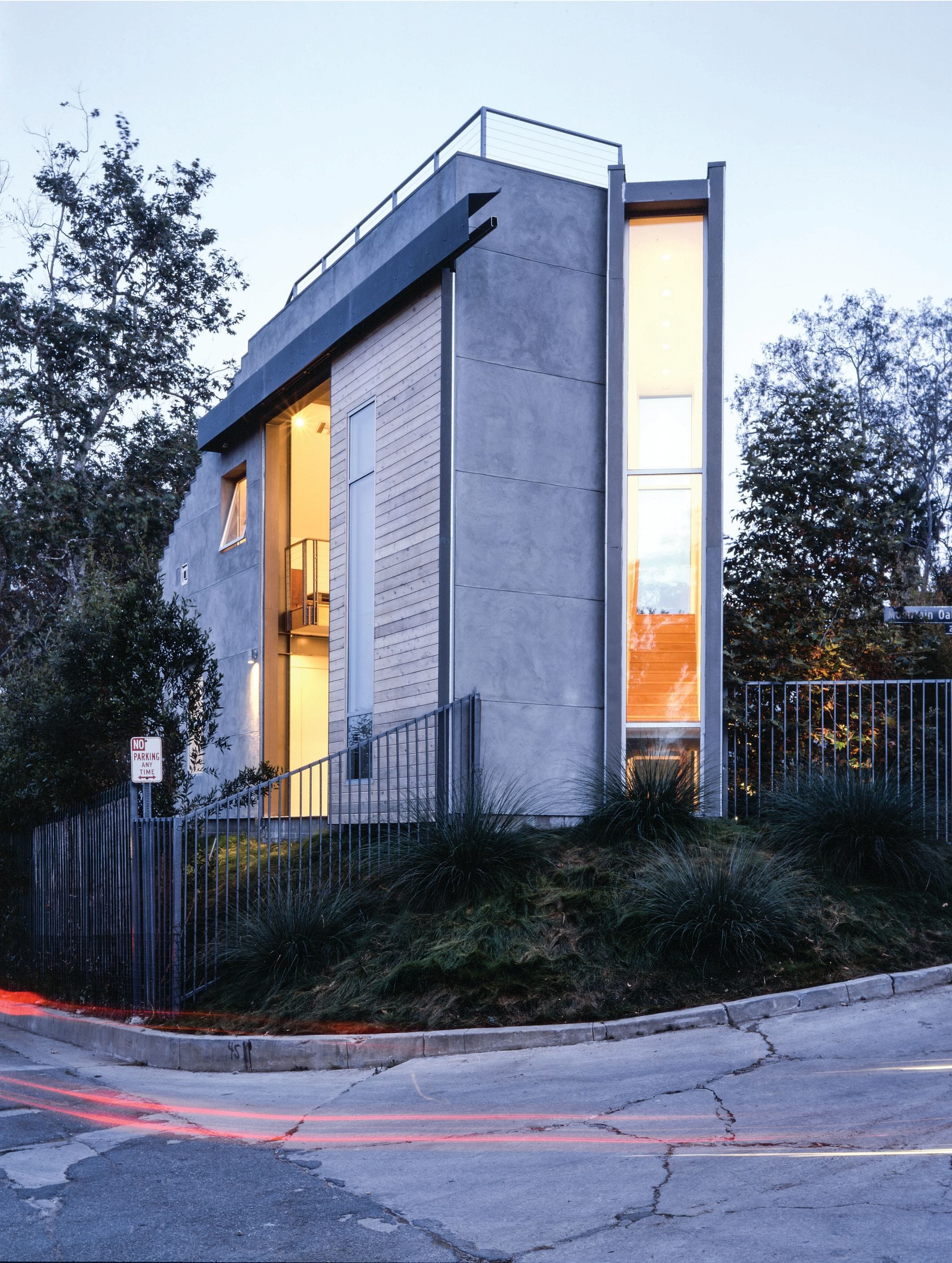 Five eye-catching California homes by Tighe Architecture: Your Next ...