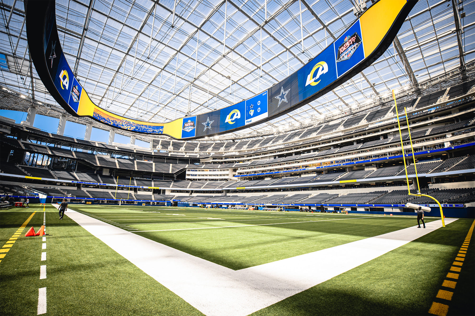SoFi Stadium, L.A.'s $5-billion NFL football venue, debuts | News ...