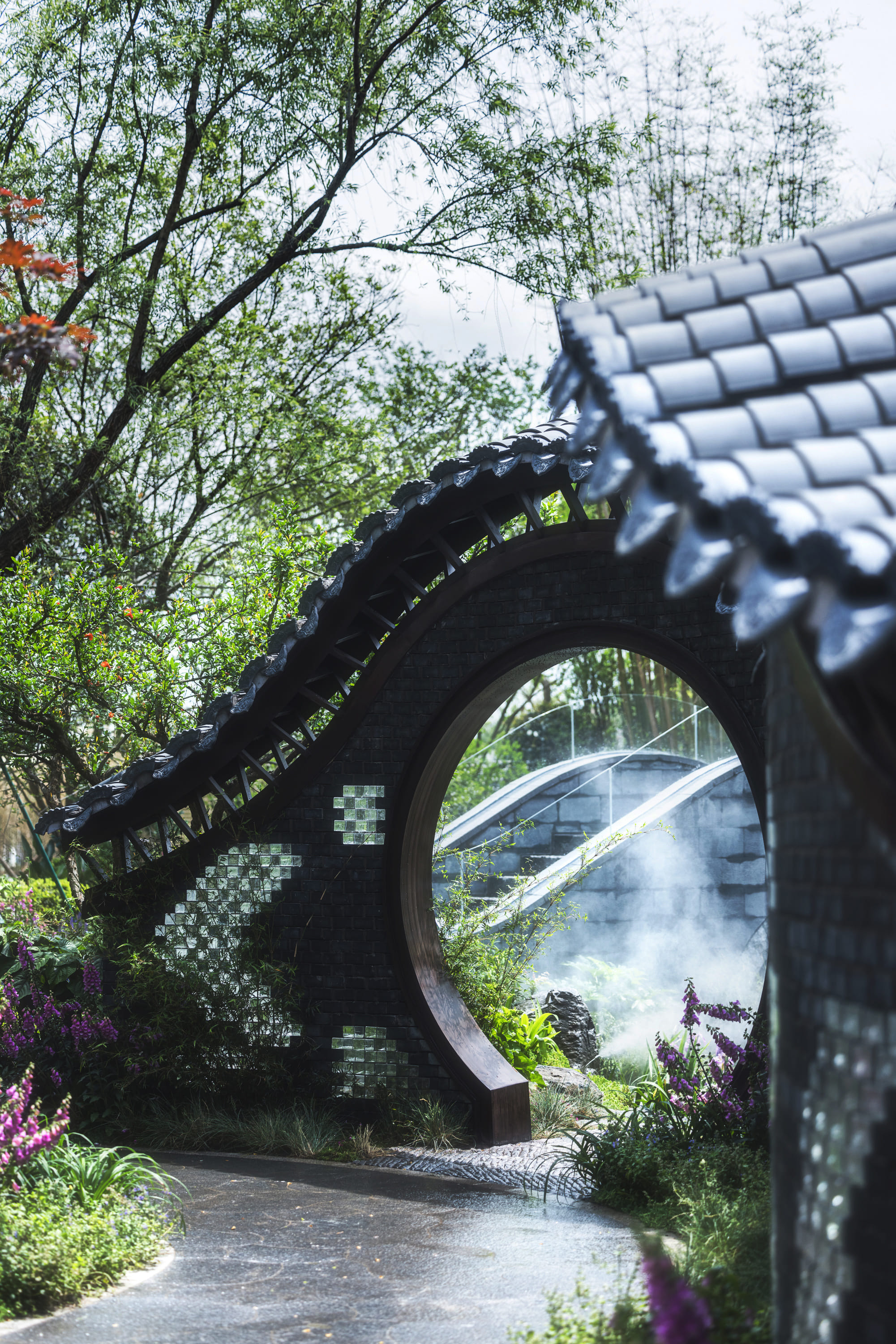 Enjoying the Cool Beneath the Large Leaves: The 2024 Chengdu ...