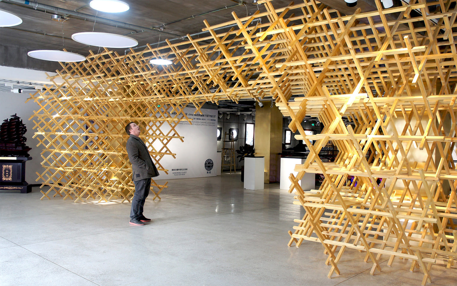 Showing off: 10 inspiring exhibition spaces for your Friday inspiration ...