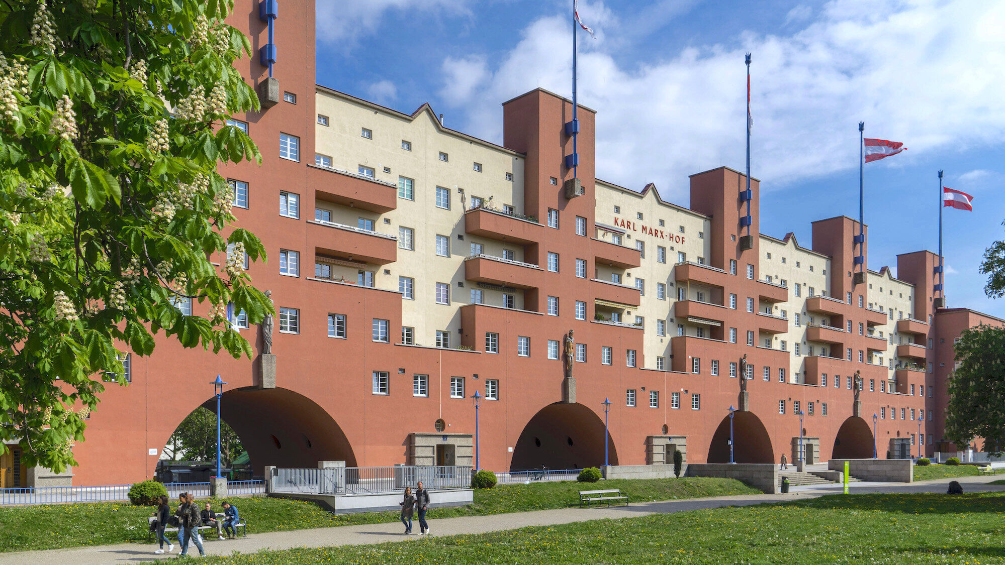 Platform takes a closer look into one of 20th century's boldest ...