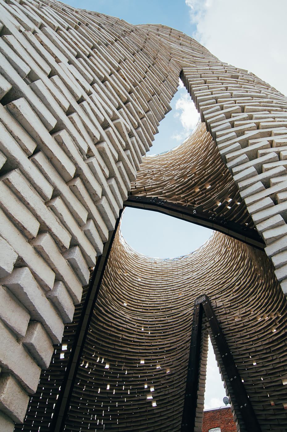 Interview with David Benjamin, creator of MoMA PS1's "Hy-Fi" Mushroom ...