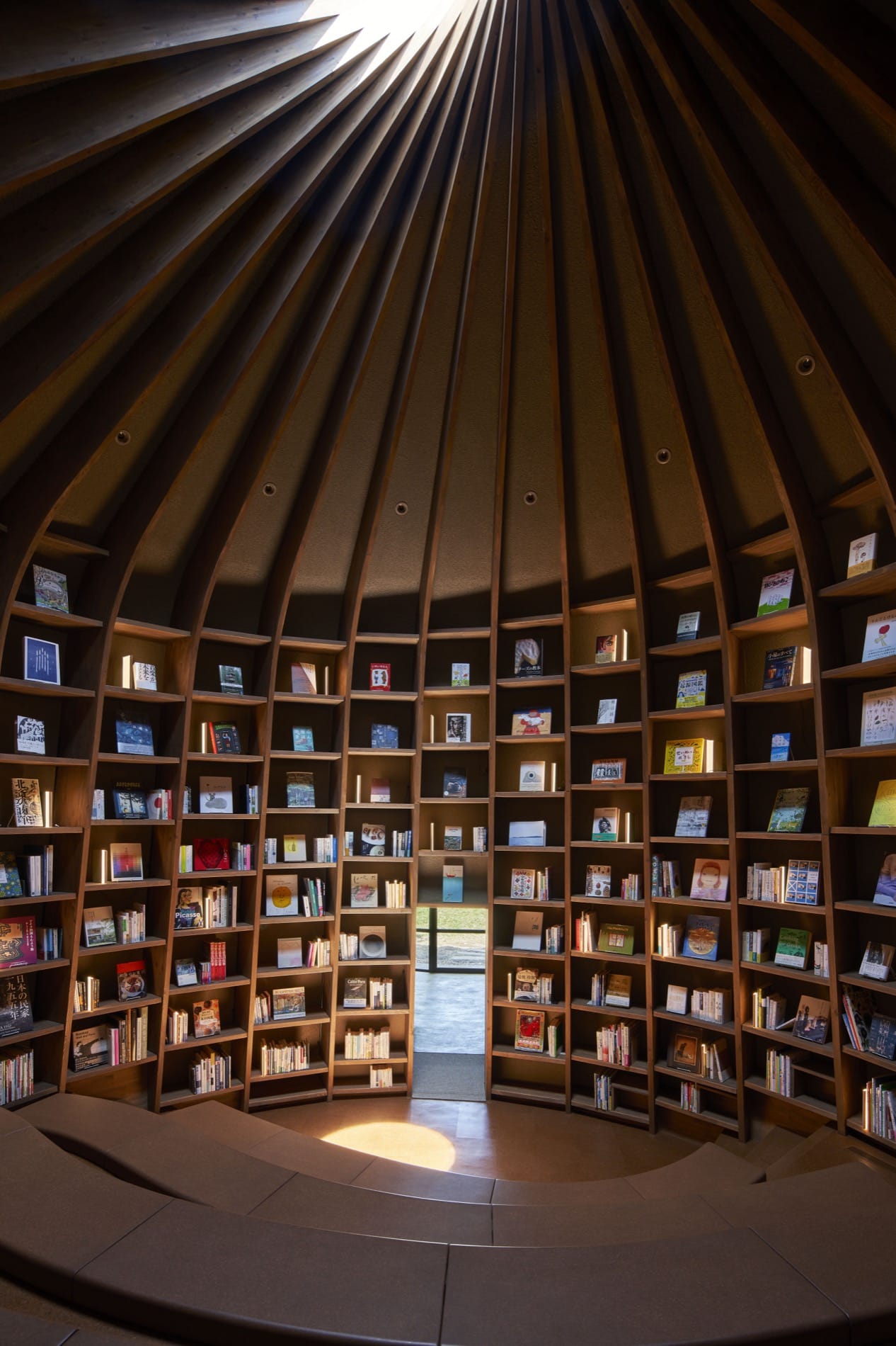 A submerged Japanese library by Hiroshi Nakamura & NAP as a ‘tranquil ...