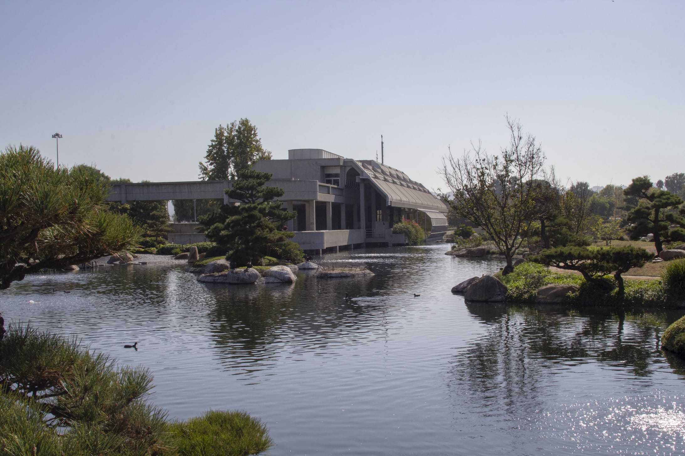 Spaceship or Water Recycling Plant? Inside Anthony Lumsden's Toilet ...