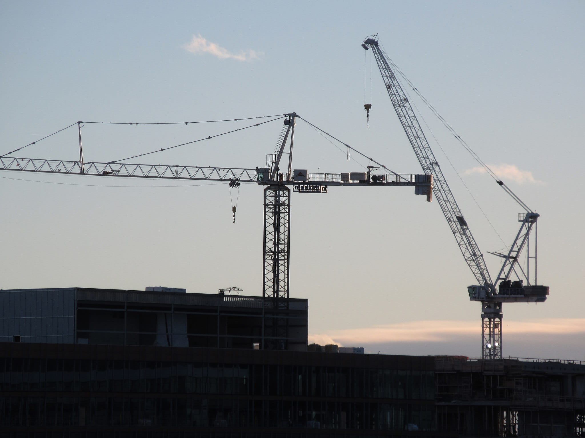 Nonresidential construction spending rises by nearly 1% in November ...