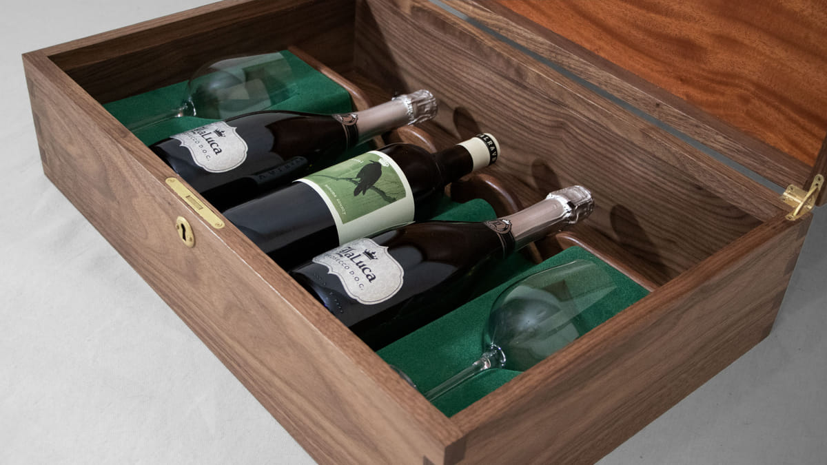 Wine Display Box | Brian Benham | Archinect