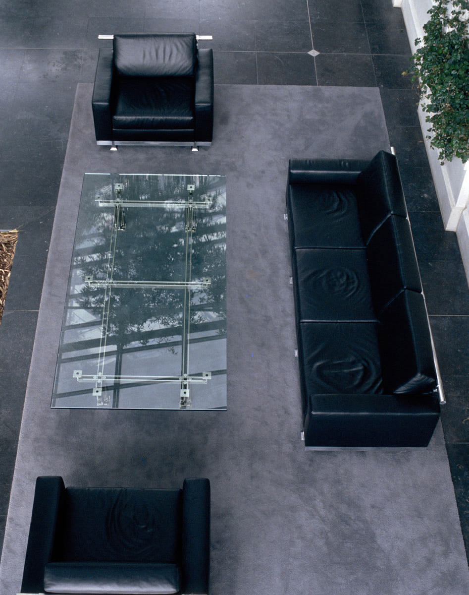 Swift Headquarters | Ricardo Bofill Taller de Arquitectura | Archinect