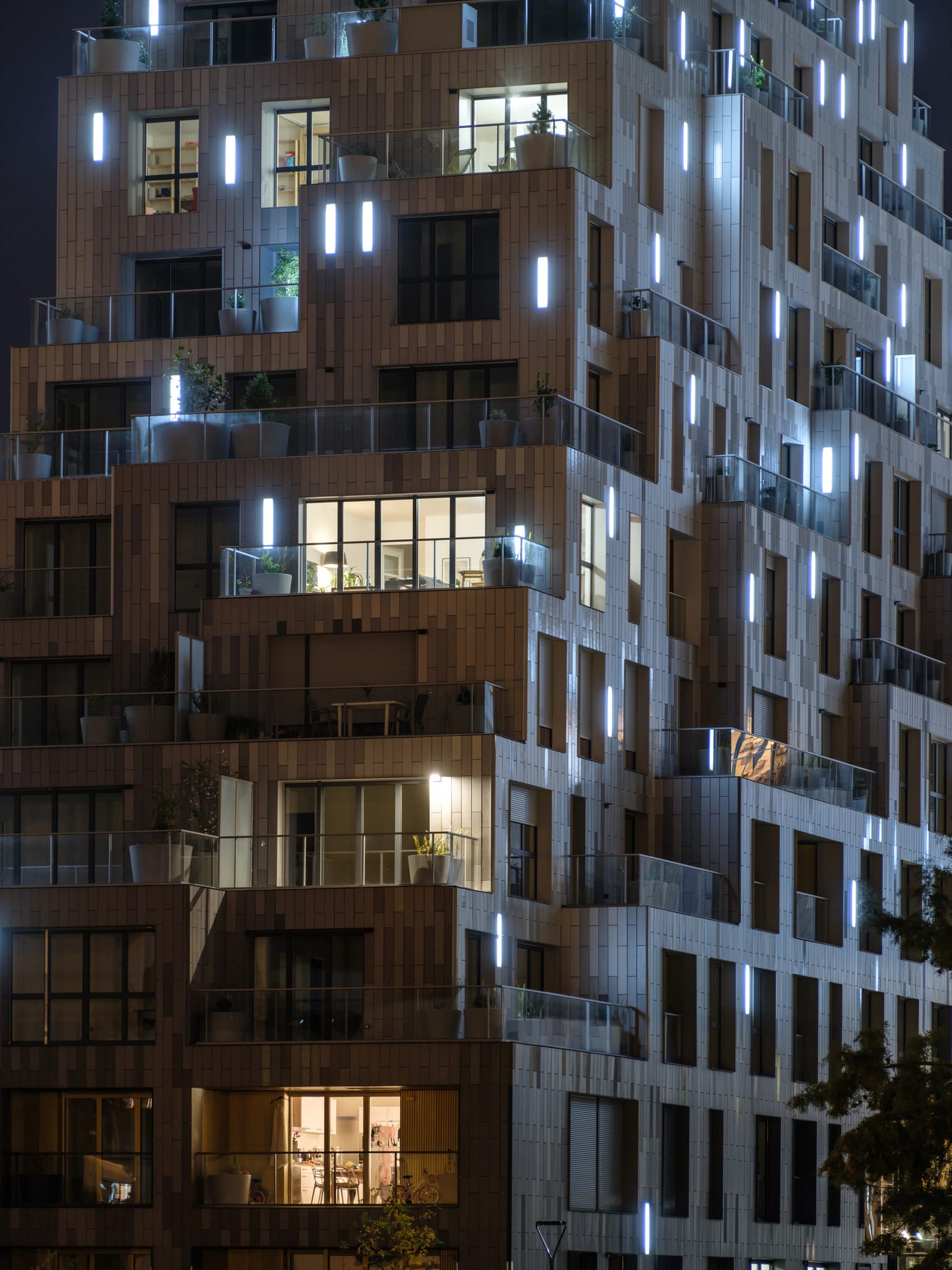 MVRDV completes ‘geological’ residential complex in Rennes, France ...