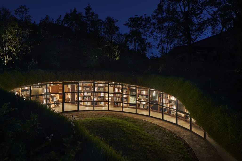 A submerged Japanese library by Hiroshi Nakamura & NAP as a ‘tranquil ...