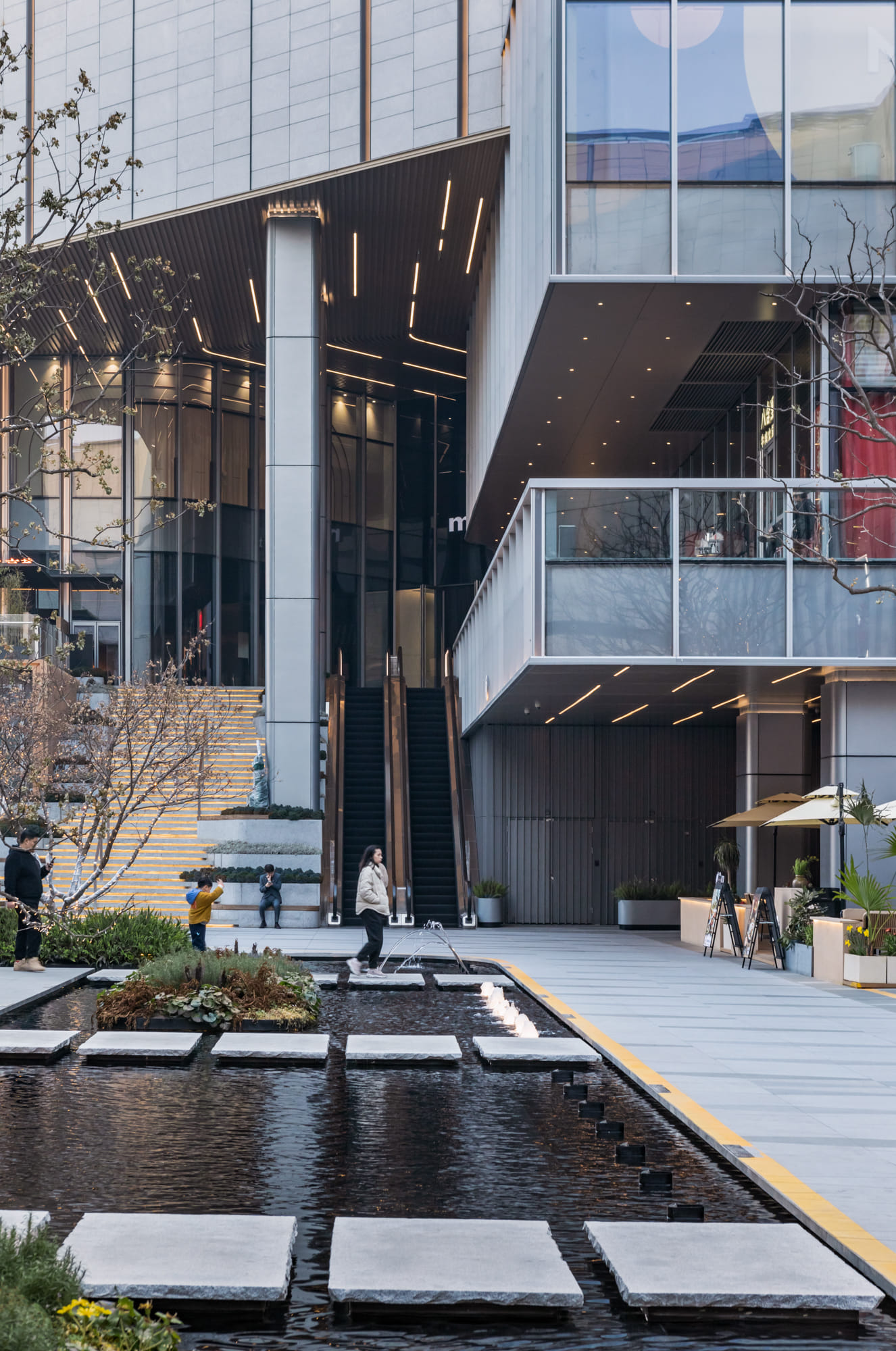 Hangzhou Chengbei MixC by 10 Design – An urban sanctuary in Hangzhou’s ...